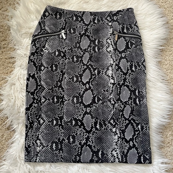 MICHAEL Michael Kors | Skirts | Michael Michael Kors Snakeskin Print Pencil Skirt In Black Grey ...